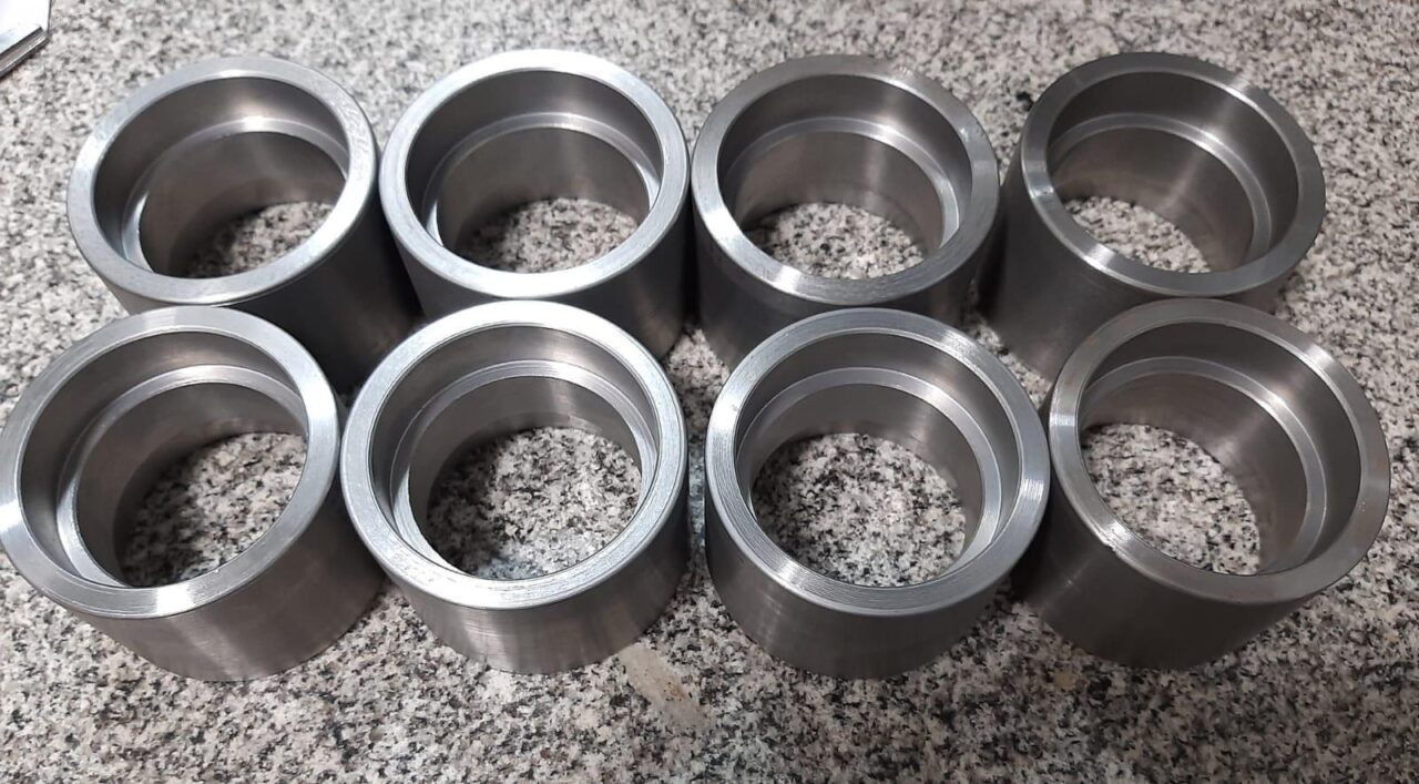 Bujes de Acero para base de Soporte - Mecanizados de Precisión